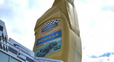 New F1 look for the RAVENOL can | RAVENOL